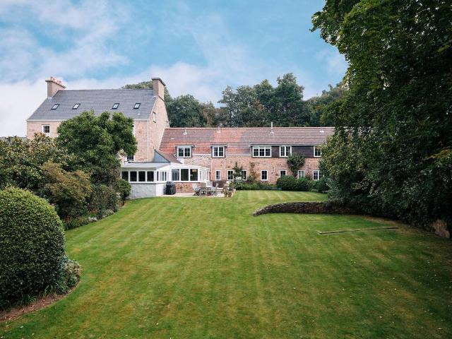 4 bedroom house for sale