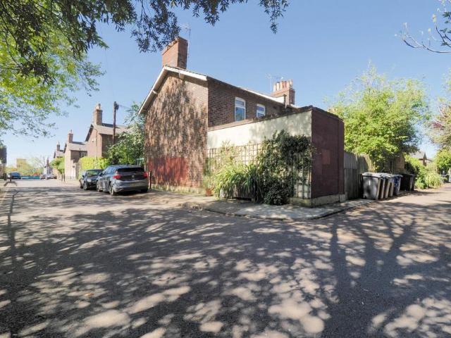 4 bedroom house for sale