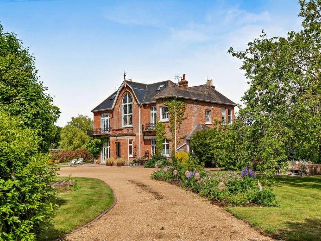 4 bedroom house for sale