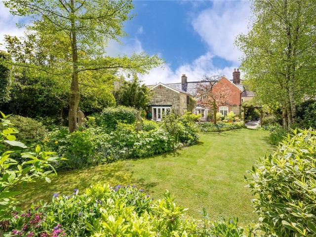 4 bedroom house for sale