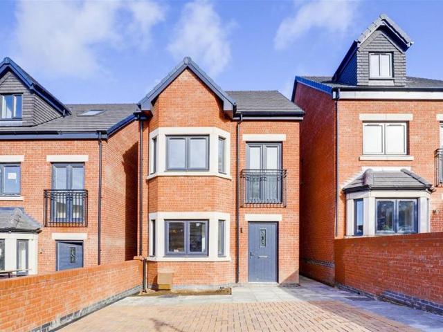 4 bedroom house for sale