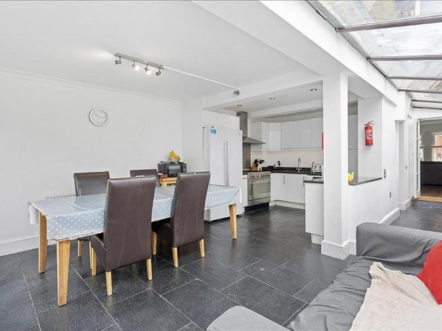 4 bedroom house for sale