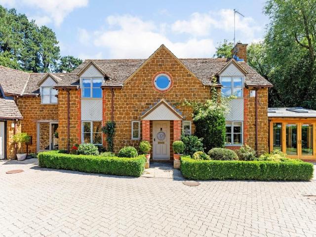 4 bedroom house for sale