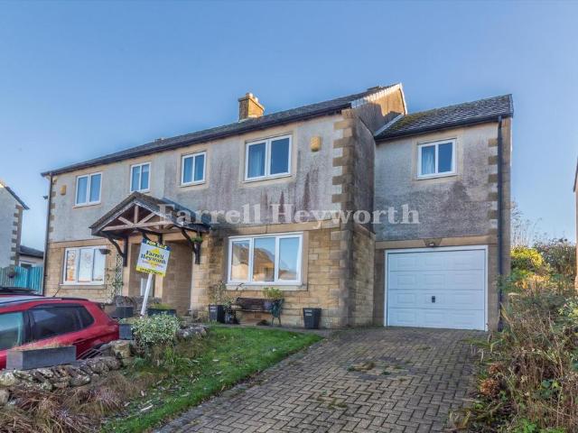 4 bedroom house for sale