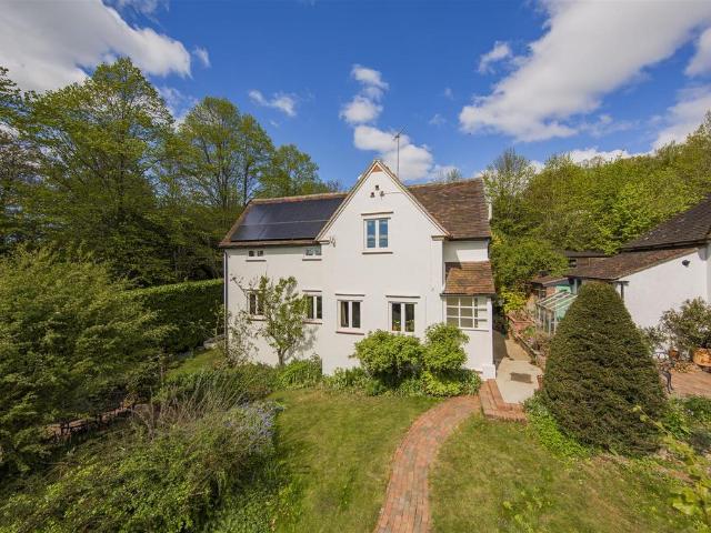 4 bedroom house for sale