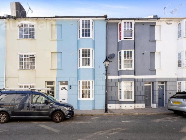 4 bedroom house for sale