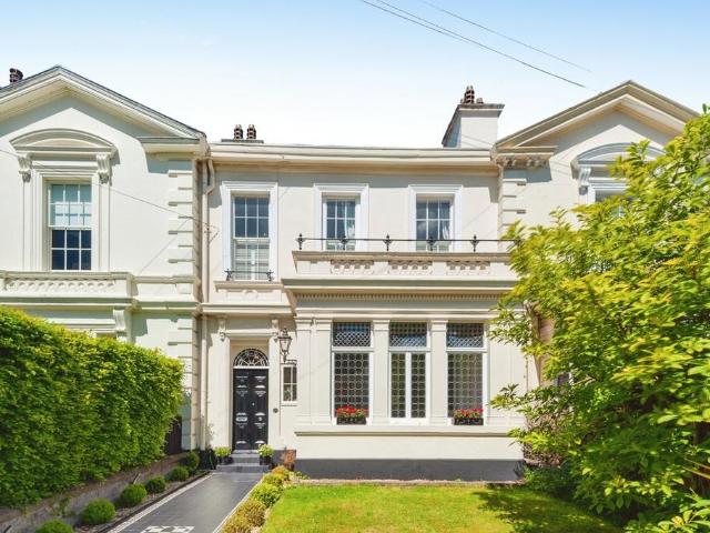 4 bedroom house for sale