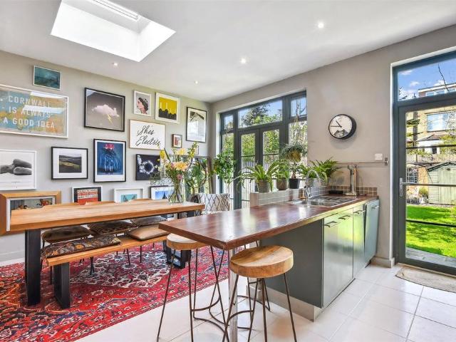 4 bedroom house for sale