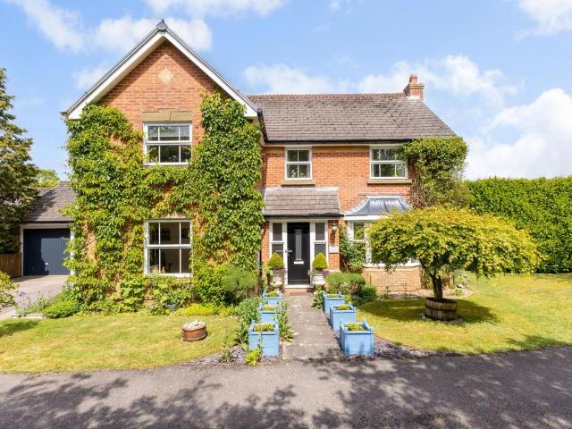 4 bedroom house for sale