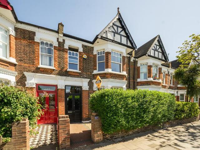 4 bedroom house for sale