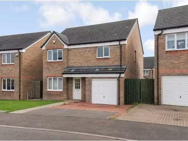 4 bedroom house for sale, 29 Glenmill Avenue Glasgow, Darnley.