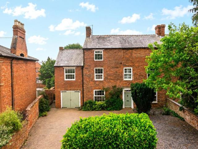 4 bedroom house for sale