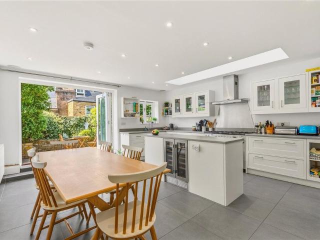 4 bedroom house for sale