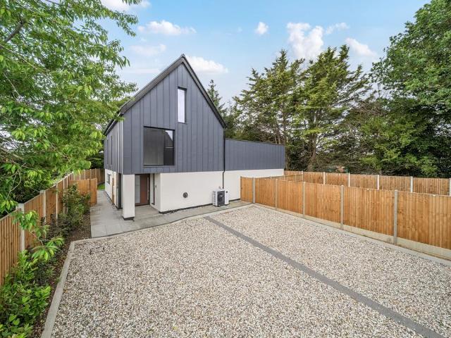 4 bedroom house for sale