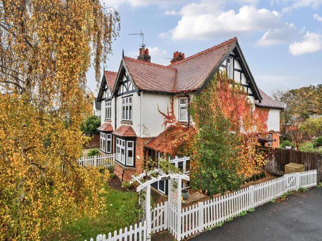 4 bedroom house for sale