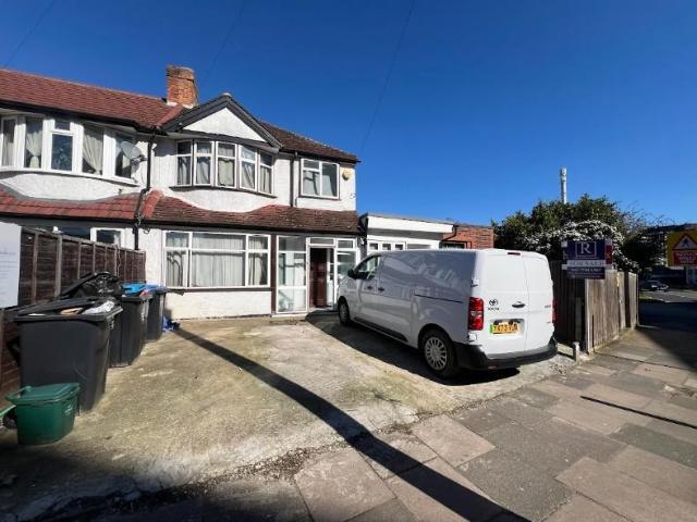 4 bedroom house for sale