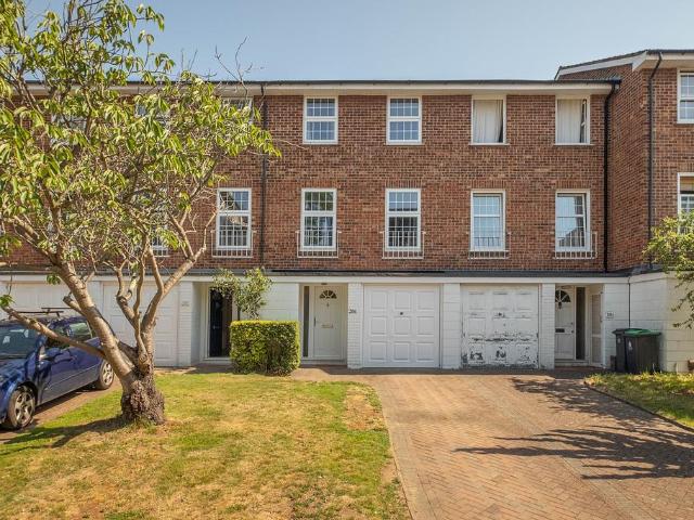4 bedroom house for sale