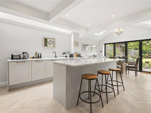 4 bedroom house for sale