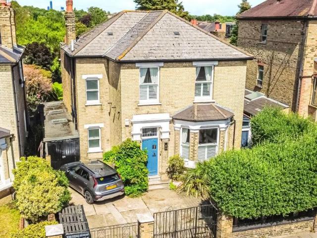 4 bedroom house for sale