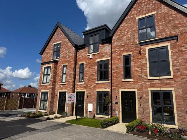 4 bedroom house for sale