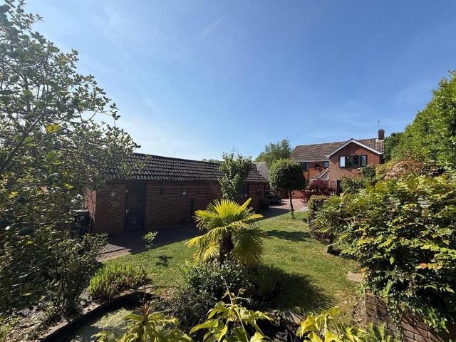 4 bedroom house for sale