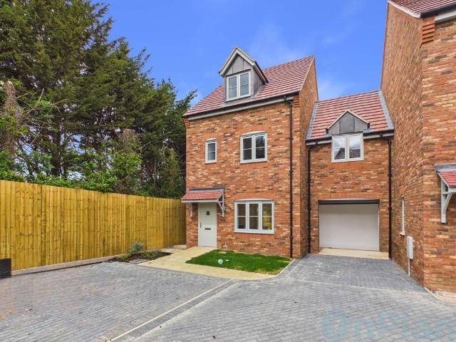 4 bedroom house for sale