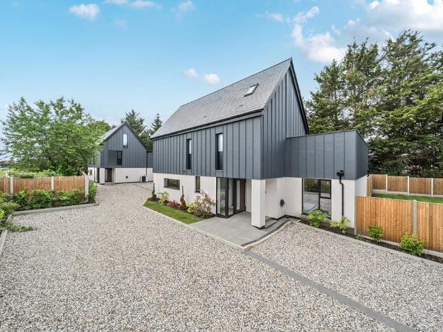 4 bedroom house for sale