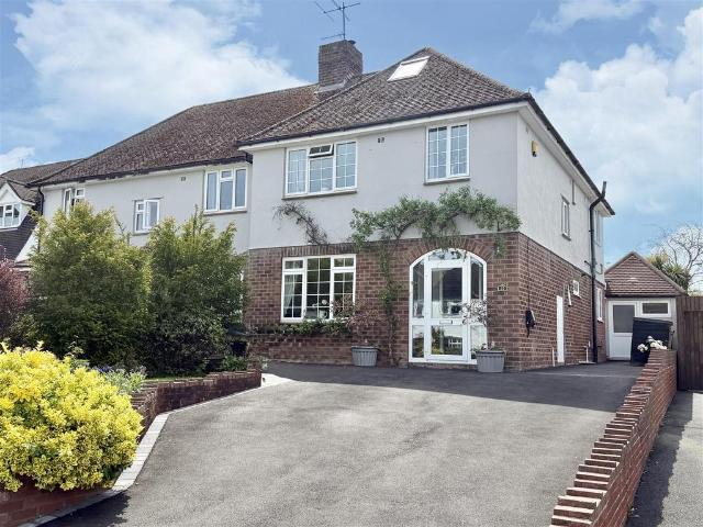 4 bedroom house for sale