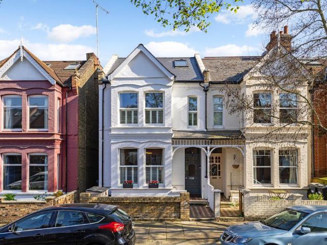 4 bedroom house for sale