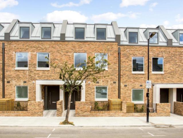 4 bedroom house for sale