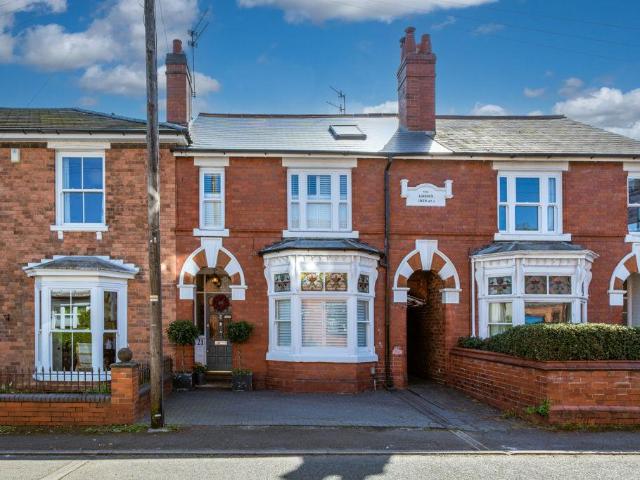 4 bedroom house for sale