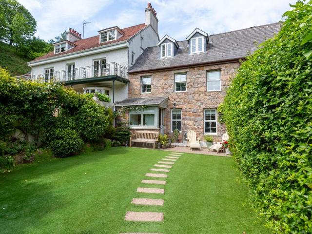 4 bedroom house for sale