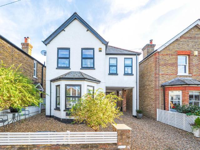 4 bedroom house for sale