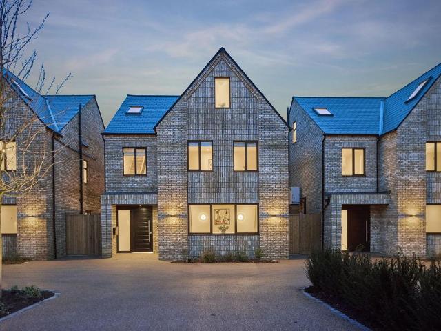 4 bedroom house for sale