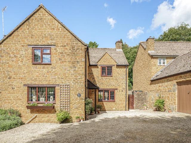 4 bedroom house for sale