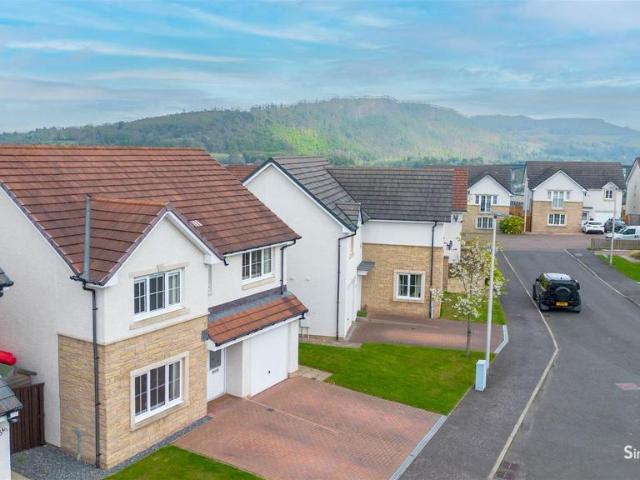 4 bedroom house for sale