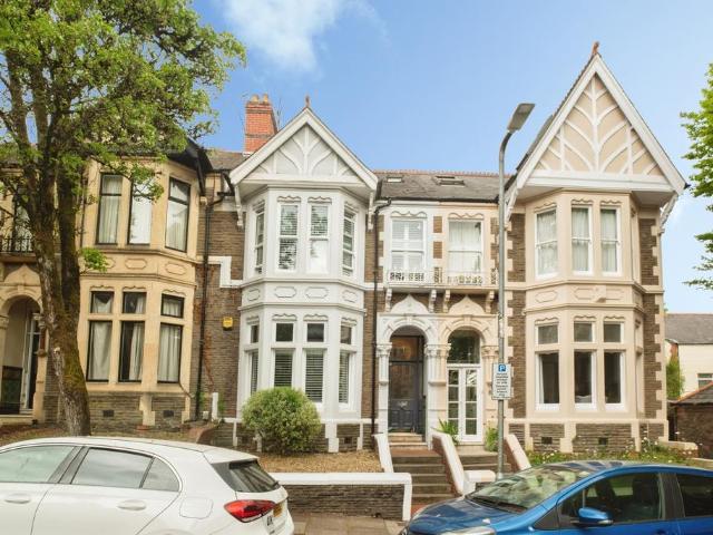 4 bedroom house for sale