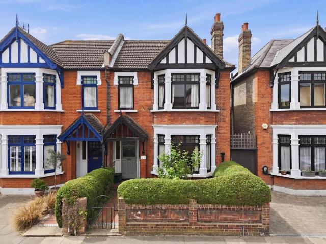 4 bedroom house for sale