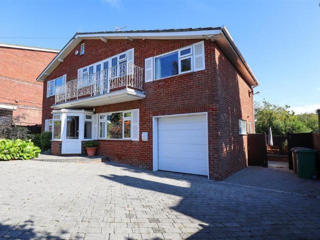 4 bedroom house for sale