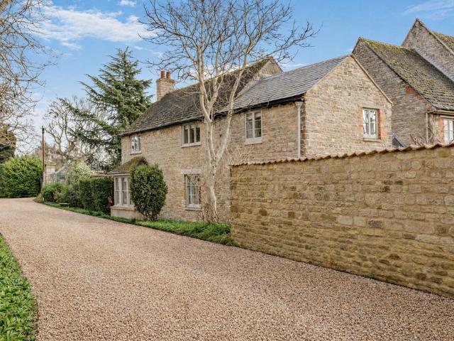 4 bedroom house for sale