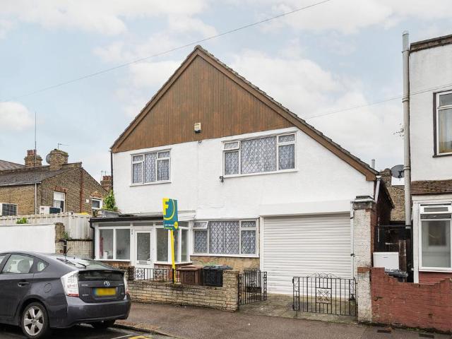 4 bedroom house for sale