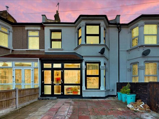 4 bedroom house for sale