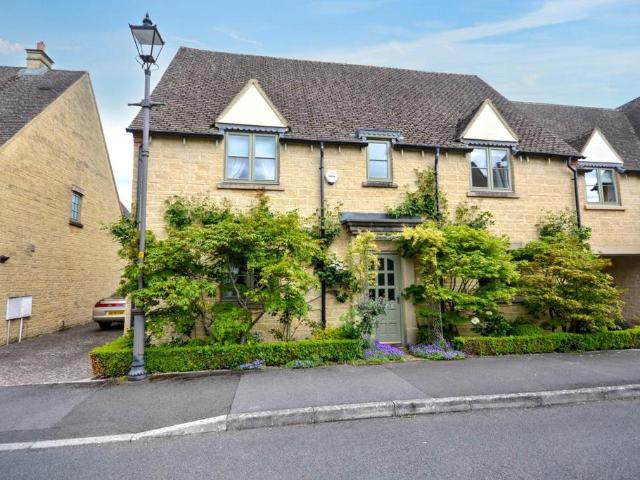4 bedroom house for sale