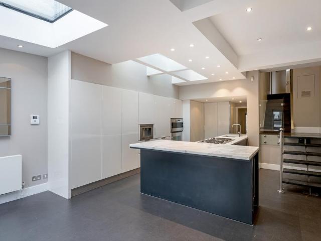 4 bedroom house for sale