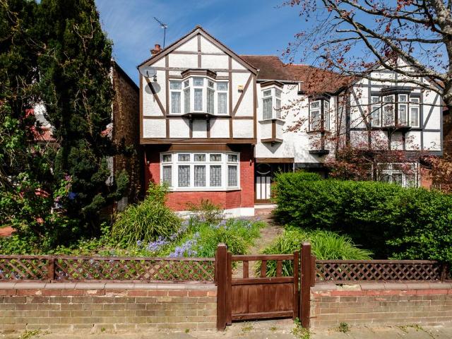 4 bedroom house for sale