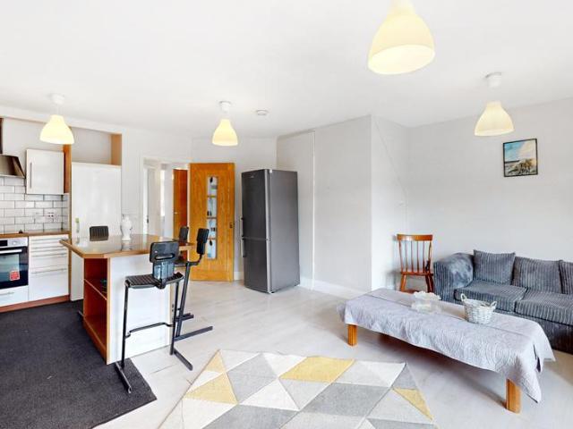 4 bedroom house for sale