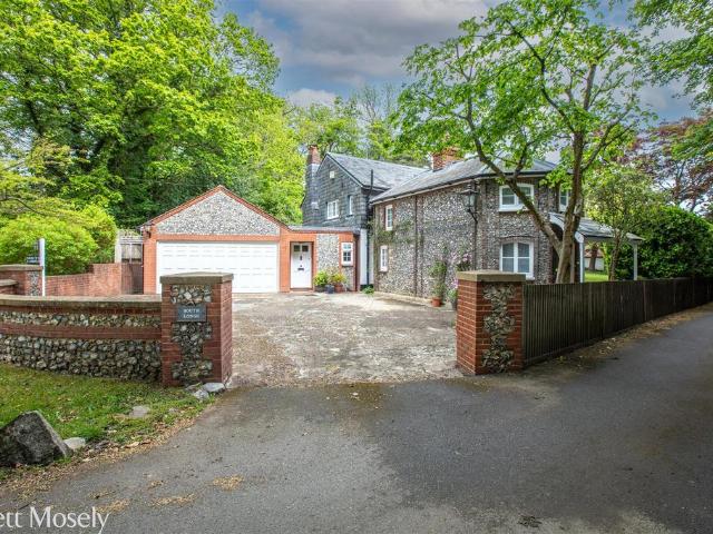 4 bedroom house for sale