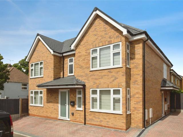 4 bedroom house for sale