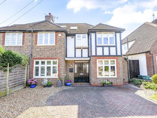 4 bedroom house for sale
