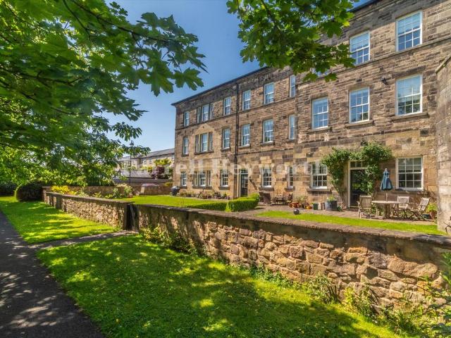 4 bedroom house for sale